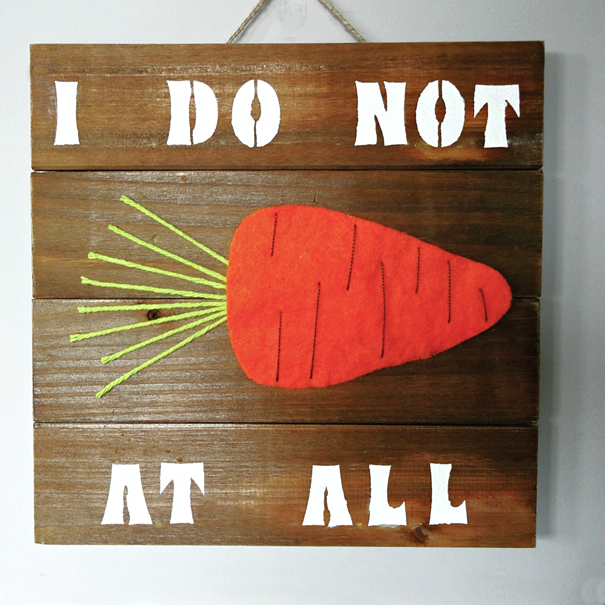 Punny and Charming Carrot Easter Sign with Free Template - Champagne ...