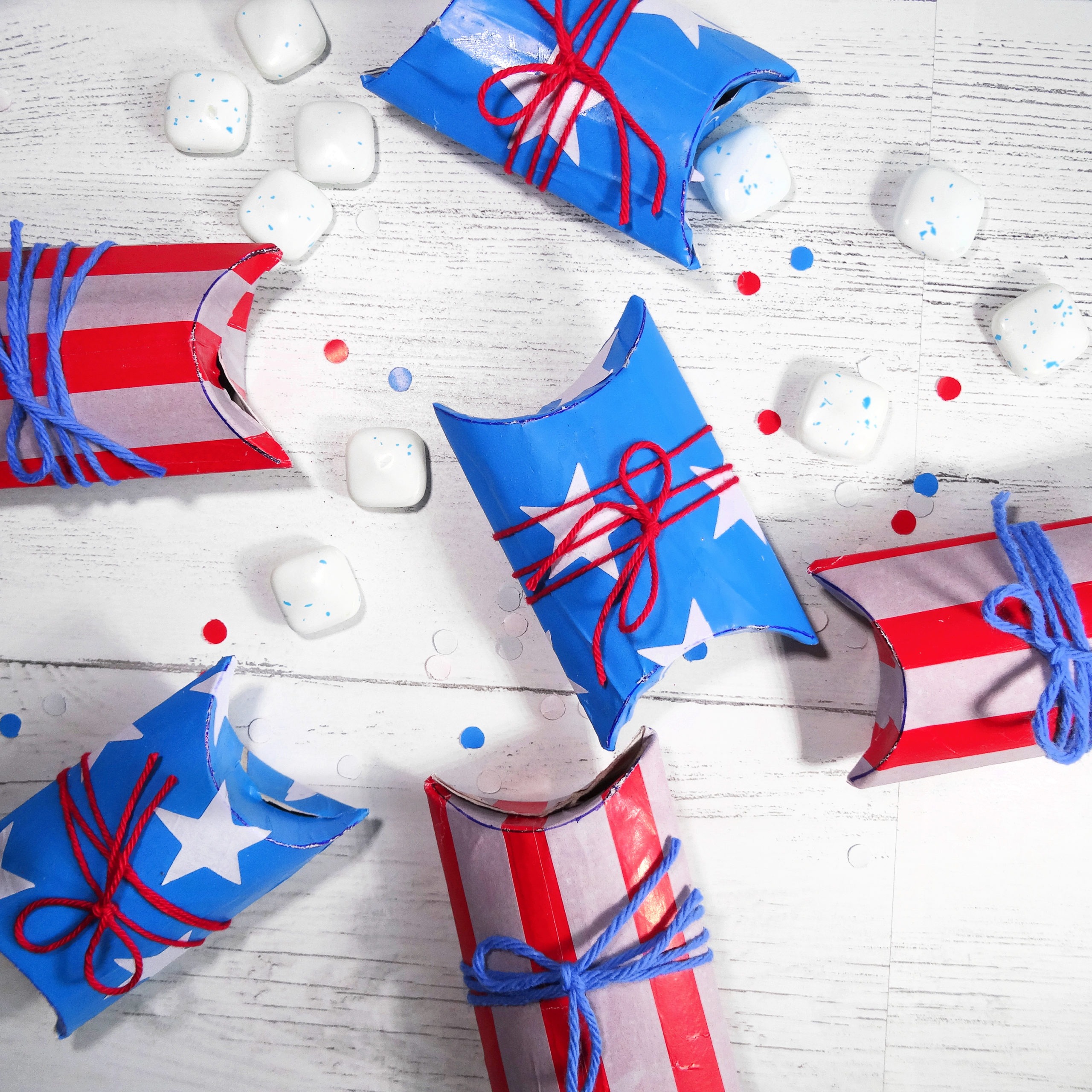 Super Easy, Super Cute, Fourth of July Favour Boxes - Champagne and ...