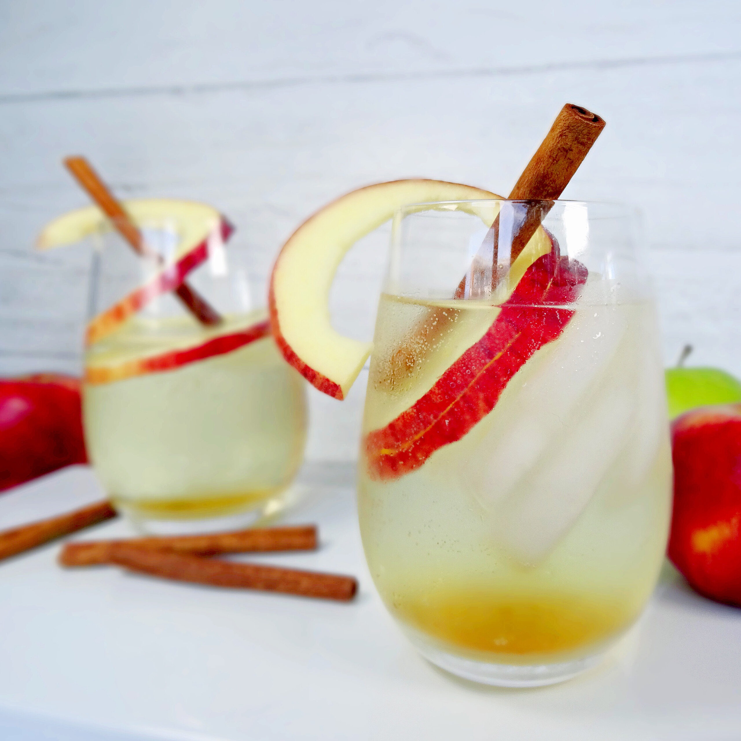 Bubbly Maple Apple Cocktail - Champagne and Sugarplums