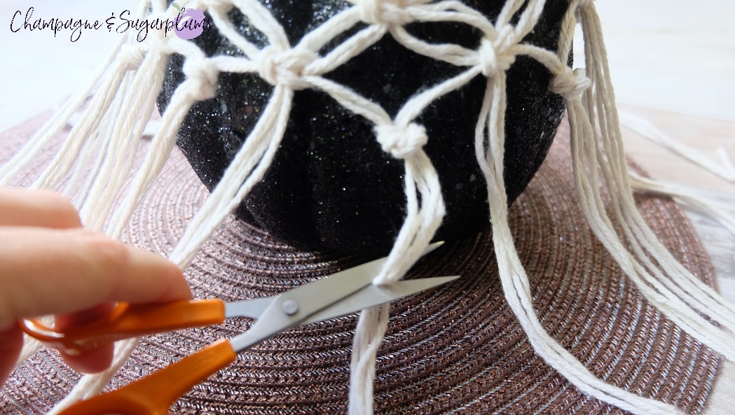 How to Make a Macrame Pumpkin Cover - Champagne and Sugarplums