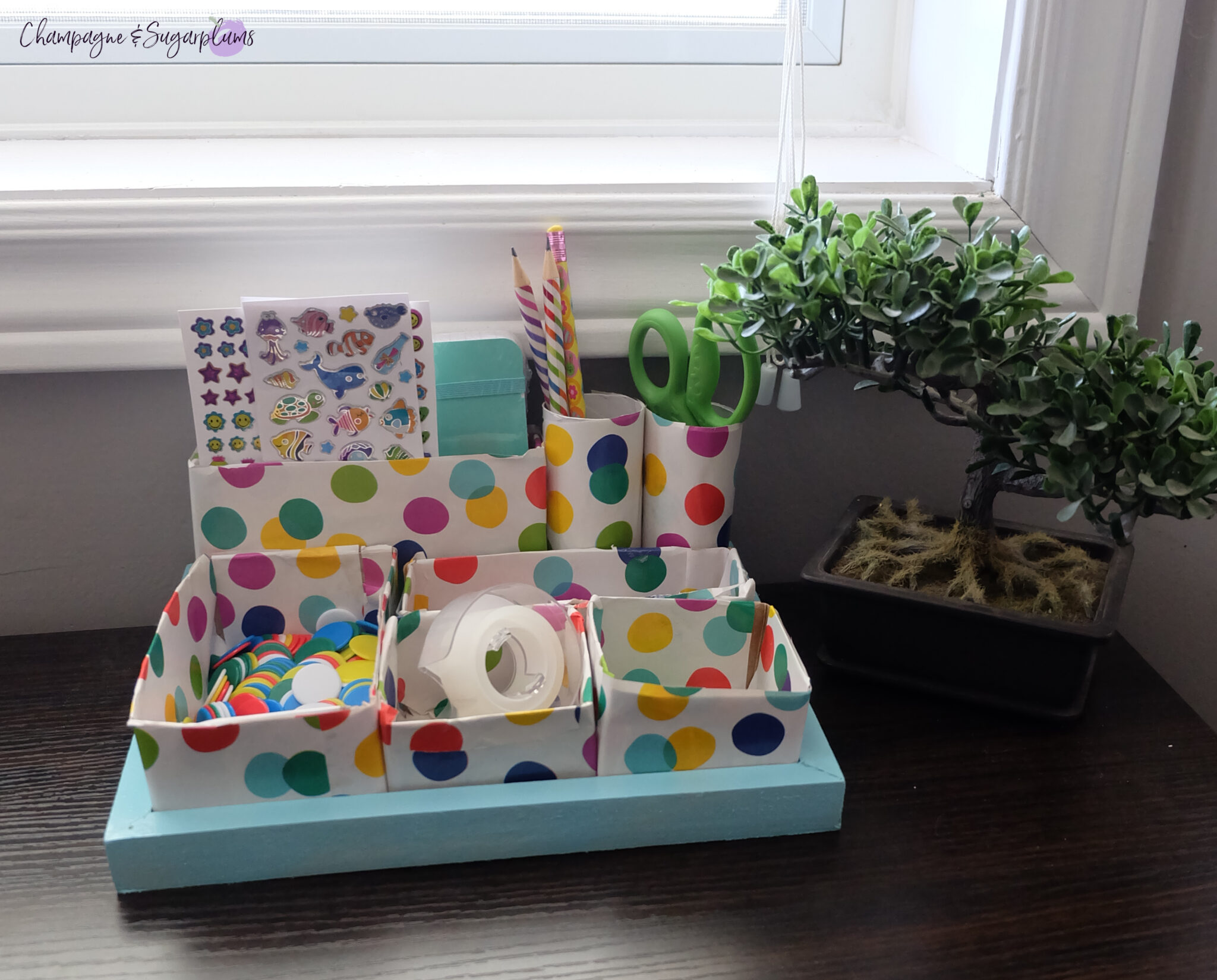 Easy Desk Top Organizer [Dollar Store Crafts] - Champagne and Sugarplums