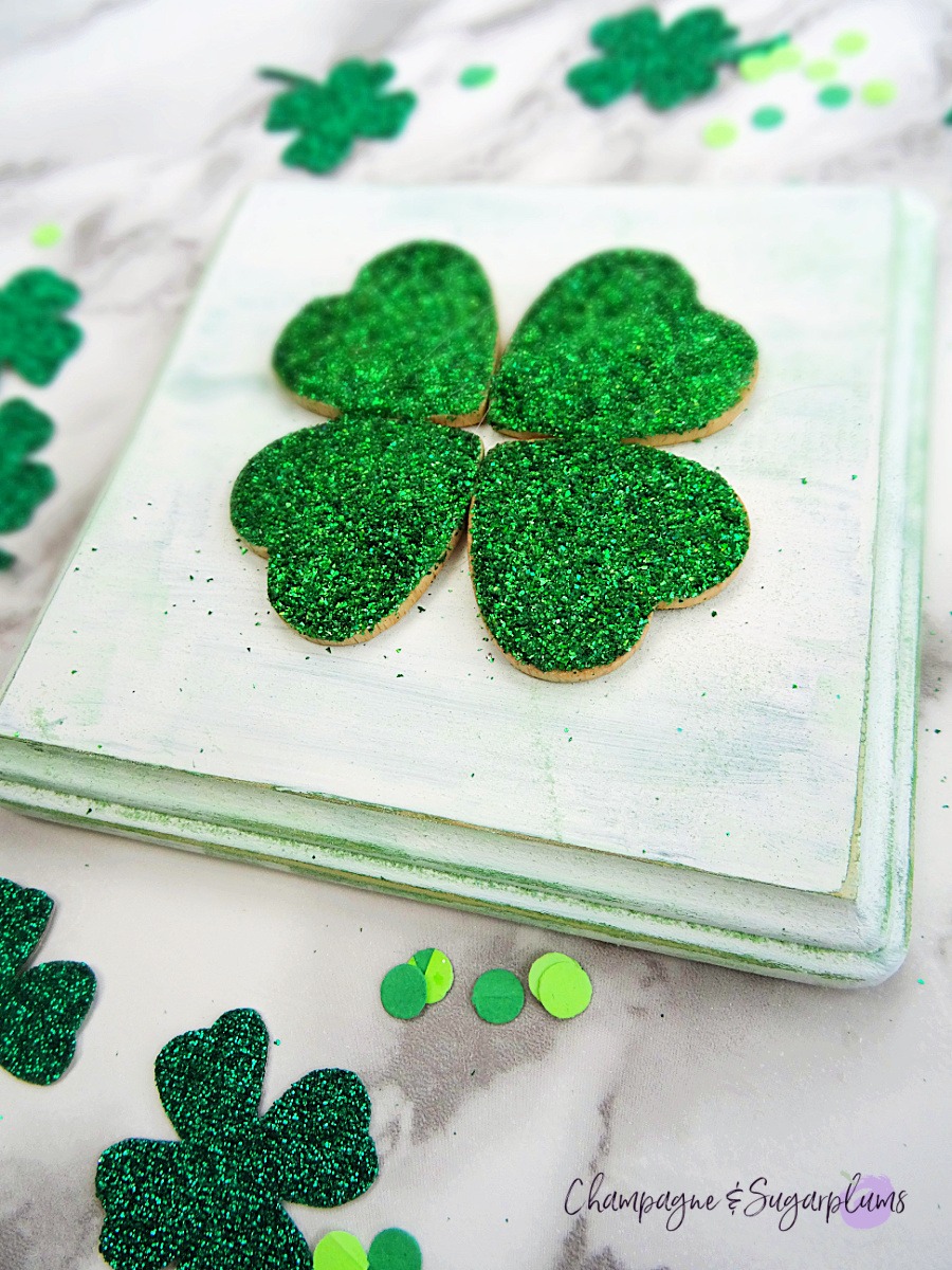 DIY Clover Hearts Home Decor - Champagne and Sugarplums