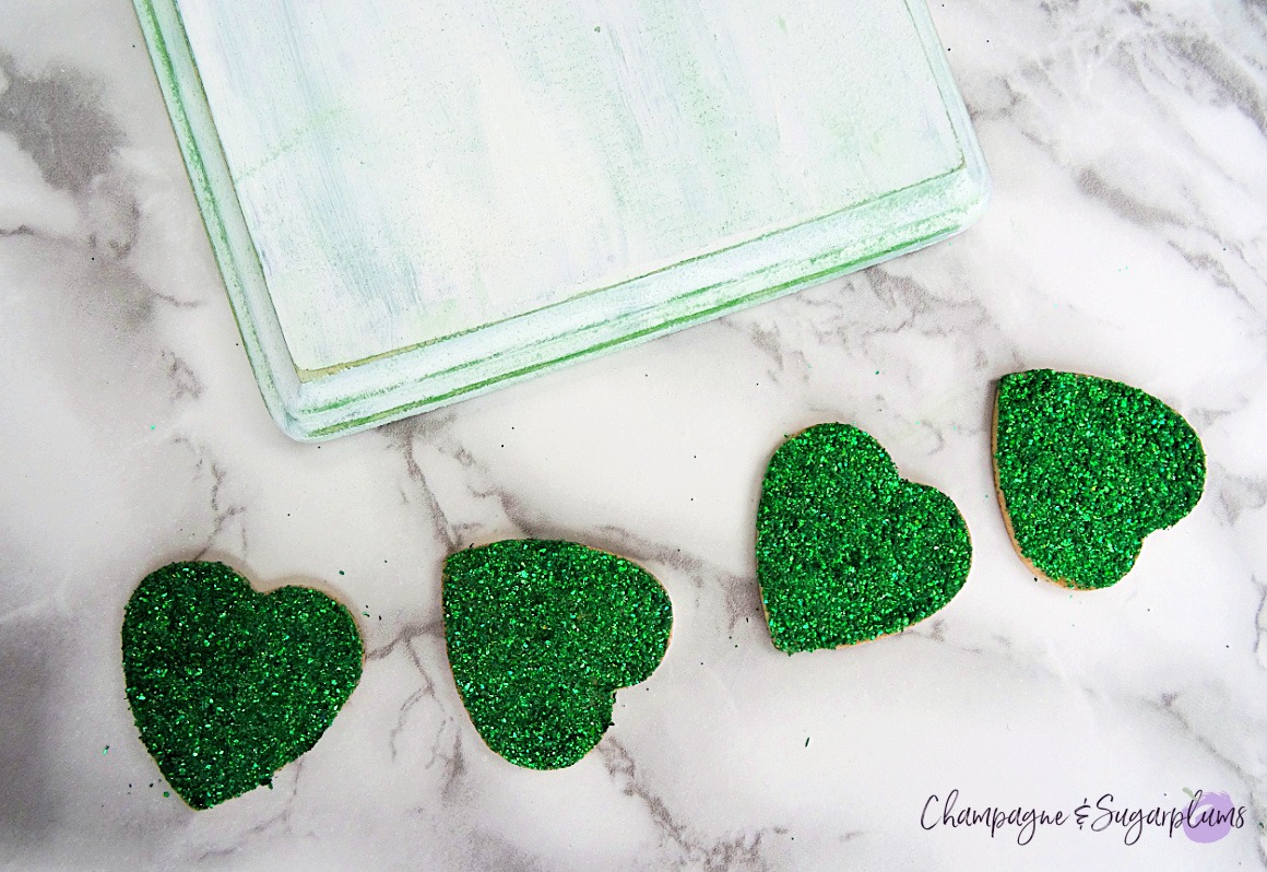 DIY Clover Hearts Home Decor - Champagne and Sugarplums