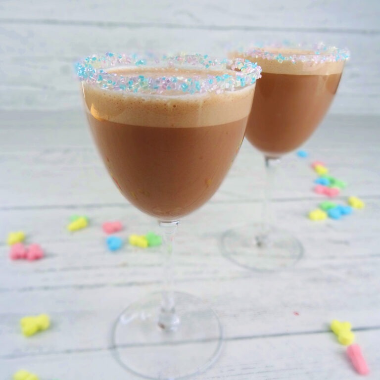 Marshmallow Fluff Mocktail - Champagne and Sugarplums