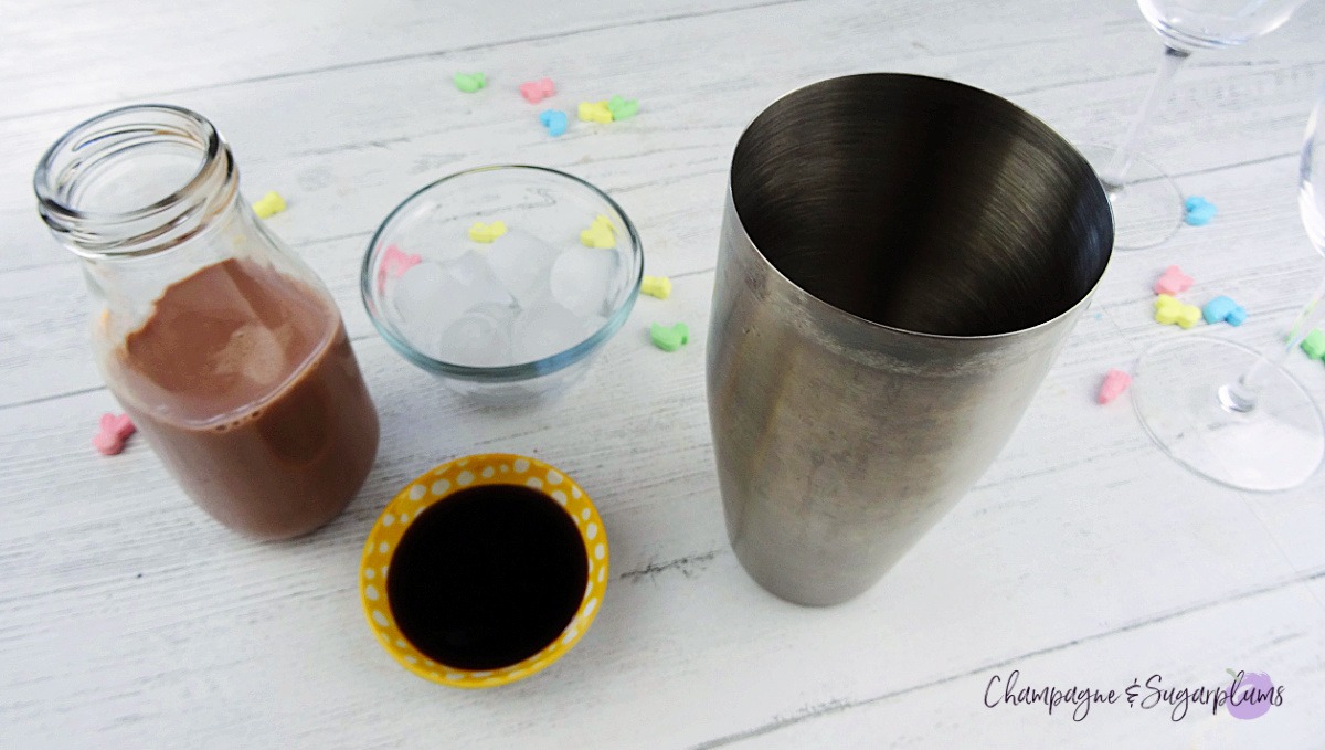 Marshmallow Fluff Mocktail - Champagne and Sugarplums