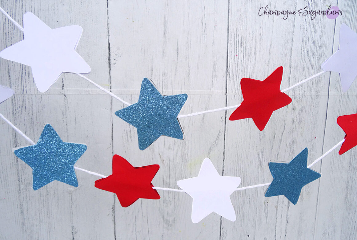Fourth of July Star Garland - Champagne and Sugarplums