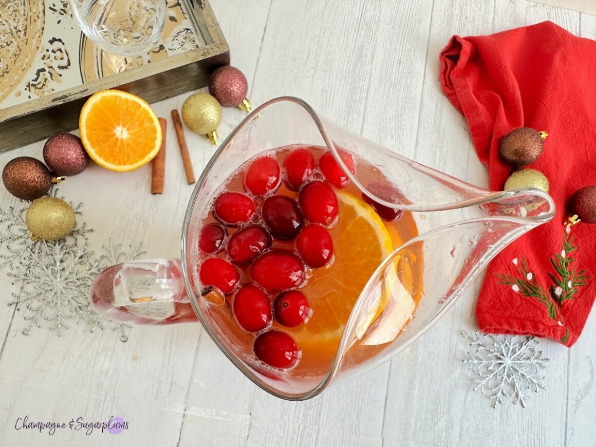 Christmas Punch {Mocktail/Cocktail} - Champagne and Sugarplums